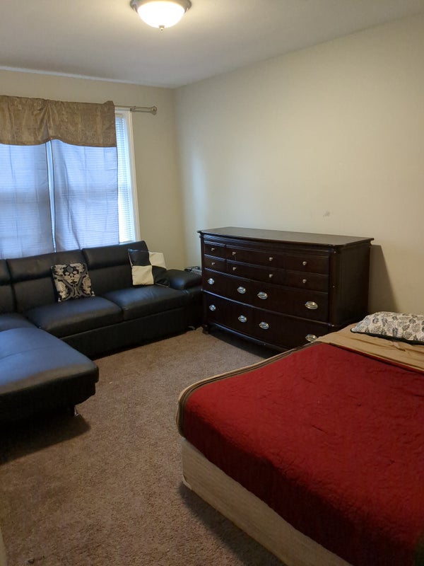 'Two rooms available for rental' Room to Rent from SpareRoom