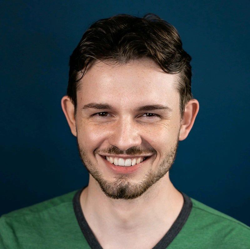 'Room needed by professional couple' Roommate from SpareRoom