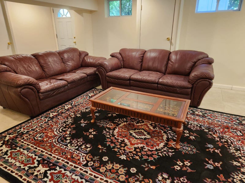 'Fully furnished and safe 2 bed 1 bath apartment' Room to Rent from ...