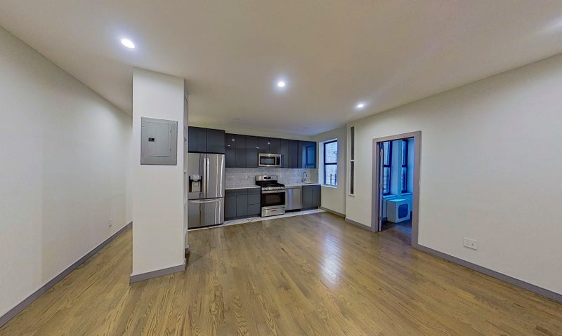 'Amazing Rooms 4 Rent- 4Br /1 Ba - W/D-Nov 1St ' Room to Rent from ...