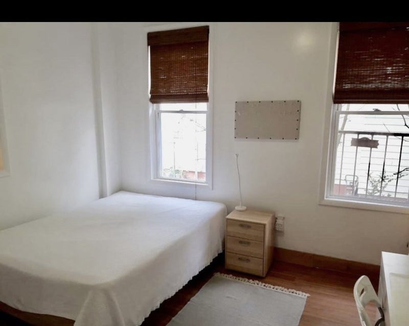 'Large Room For Rent $950 Available Now' Room to Rent from SpareRoom