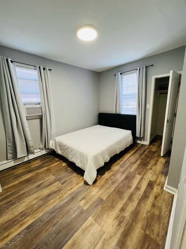 'Large Room for Rent.' Room to Rent from SpareRoom