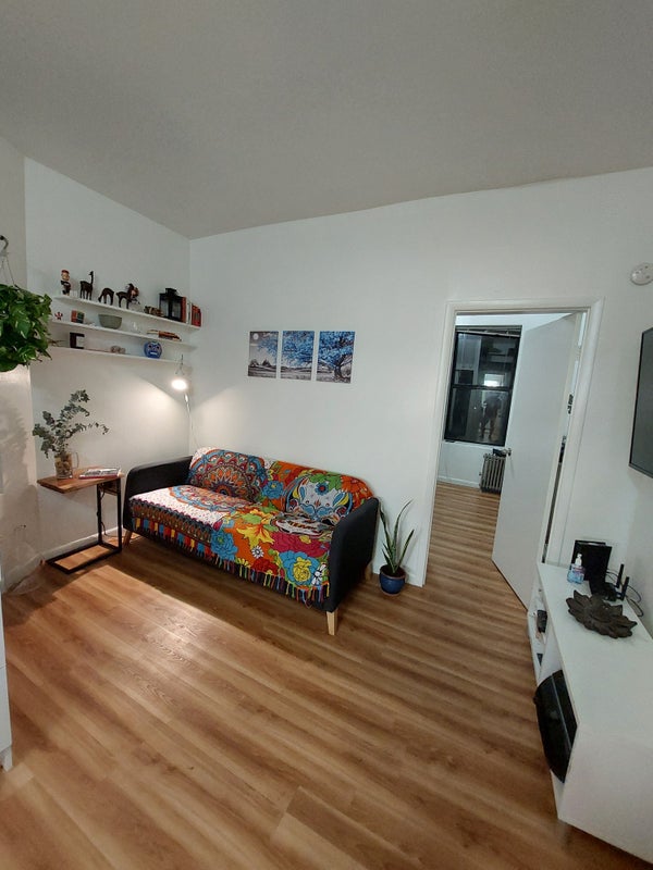 'Chelsea Furnished Apartment For Sublet ' Room to Rent from SpareRoom