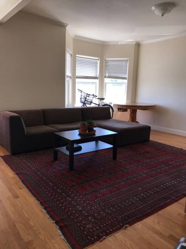 'Large, Sunny Private Room in Shared House' Room to Rent from SpareRoom