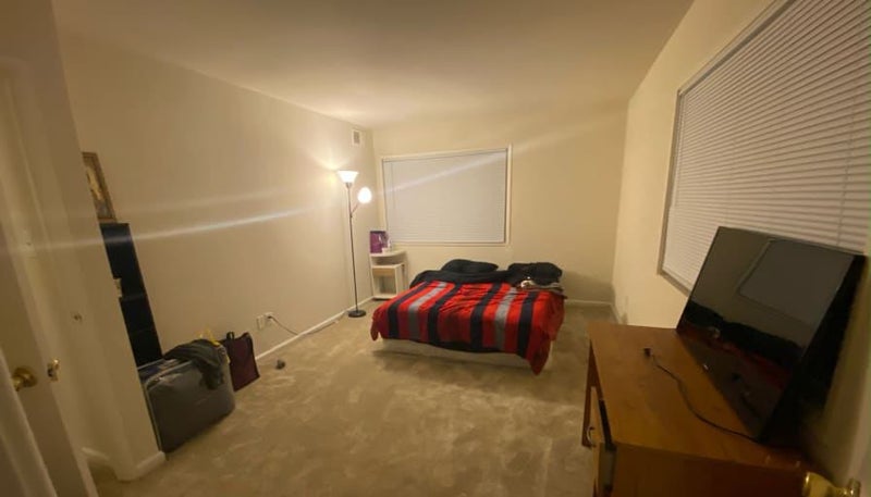'1 Master Bedroom Rental (Short term)' Room to Rent from SpareRoom