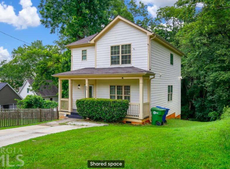 'Generous rooms in Atlanta' Room to Rent from SpareRoom