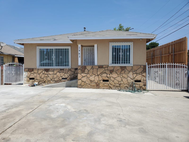 'Adu/ Studio For Rent' Room to Rent from SpareRoom