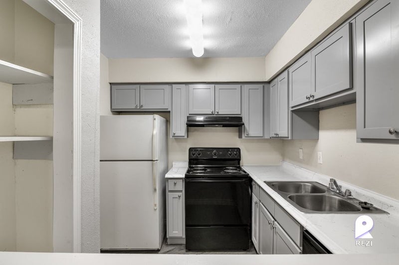 300 Room For Rent Houston Tx