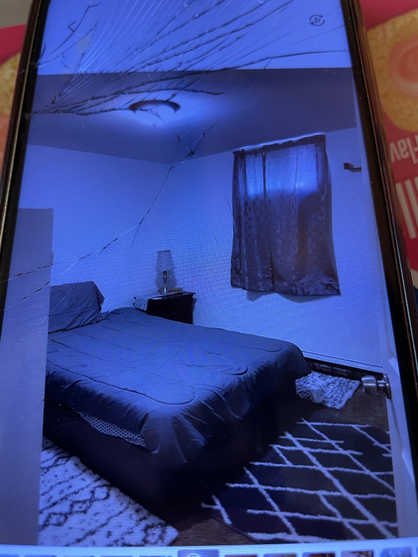 'Quiet safe clean home (room in basement) ' Room to Rent from SpareRoom