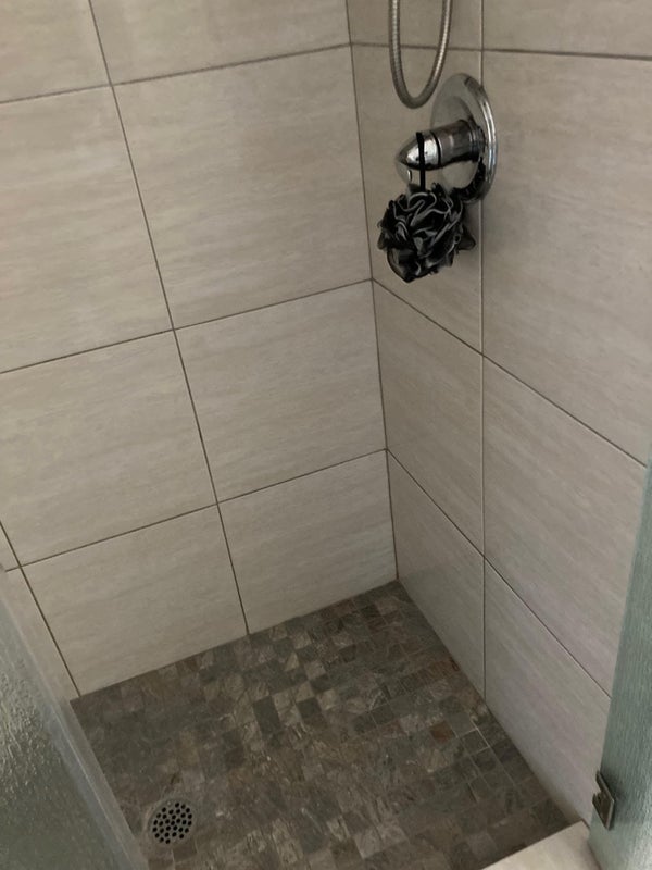 'Amzing Master Suite with Breathtaking views' Room to Rent from SpareRoom
