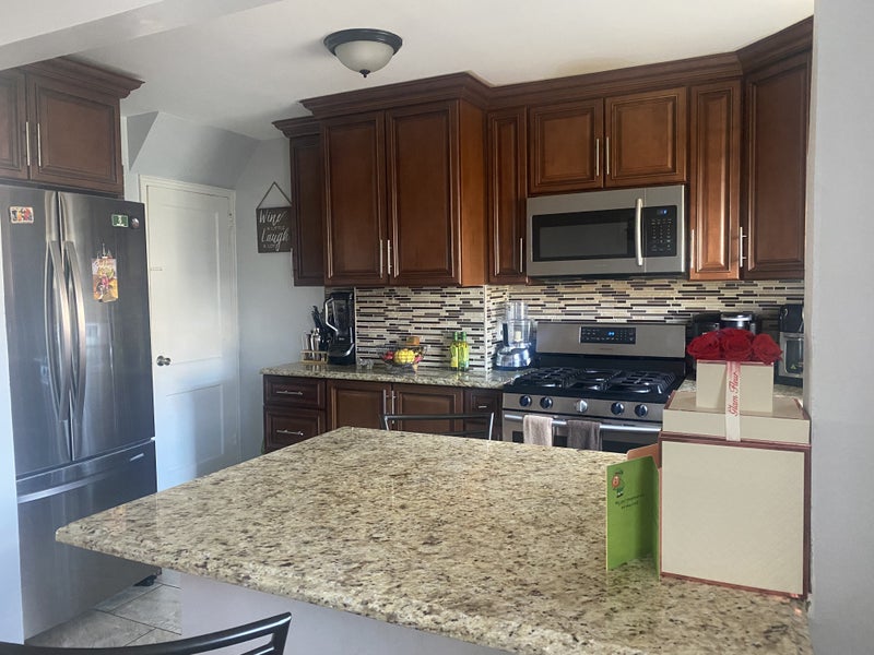 '2 rooms for rent for female (Bedroom+office)' Room to Rent from SpareRoom