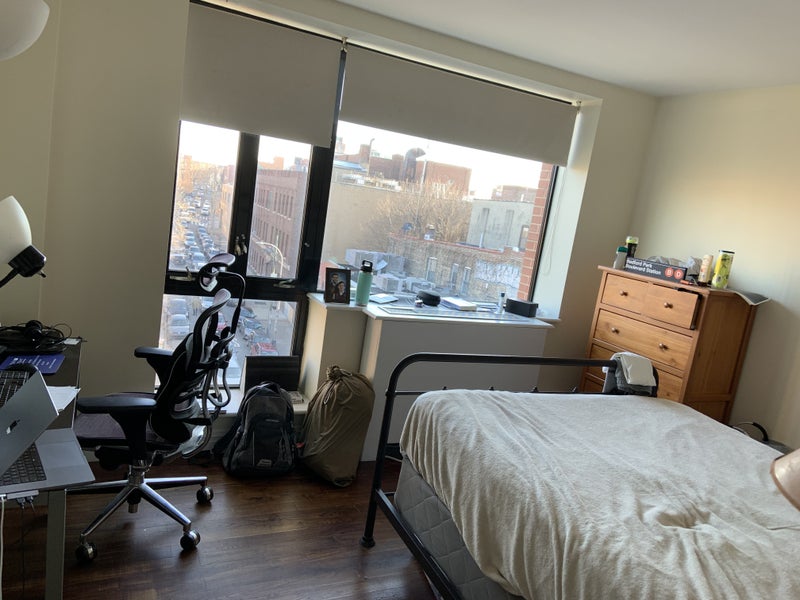 'Great Modern/Clean Room in 3 BD, 2Bath ' Room to Rent from SpareRoom