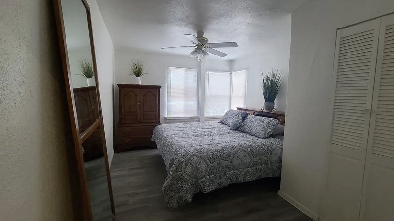 'Fall semester sublet, walk to Caltech/PCC' Room to Rent from SpareRoom