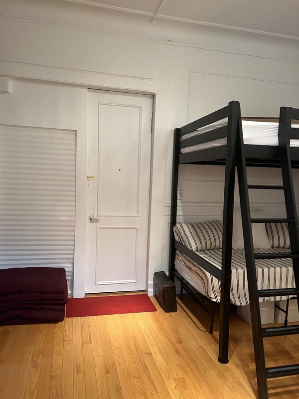 'Beautiful big Studio apartment by CentralParkWest' Room to Rent from ...