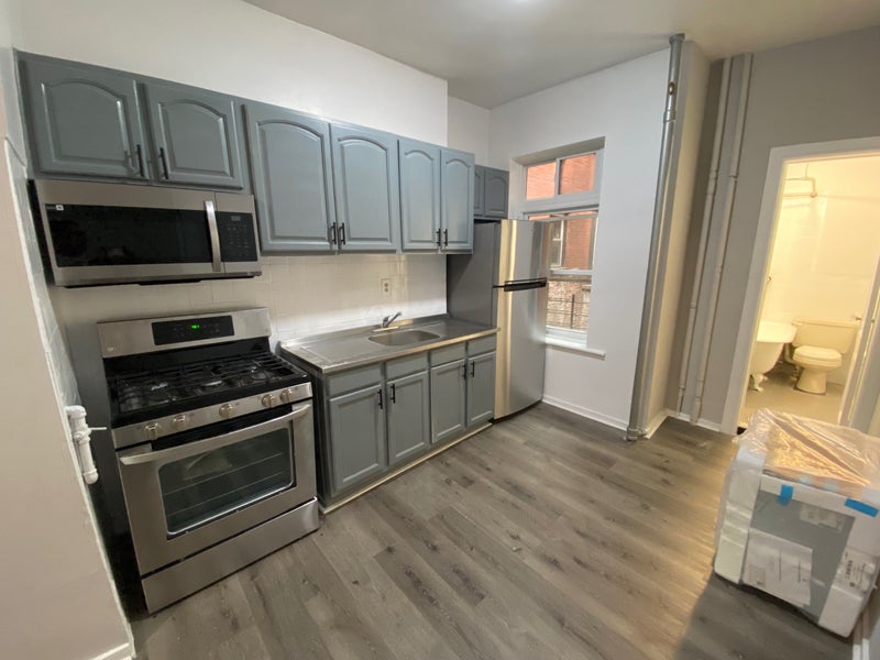 '2 br flex apartment with large rooms ' Room to Rent from SpareRoom