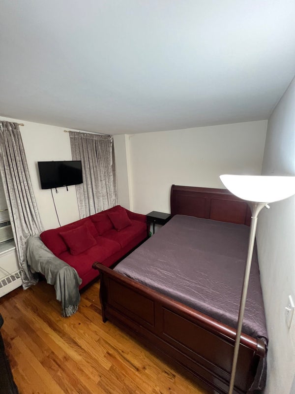 'Furnished Room Available ' Room to Rent from SpareRoom
