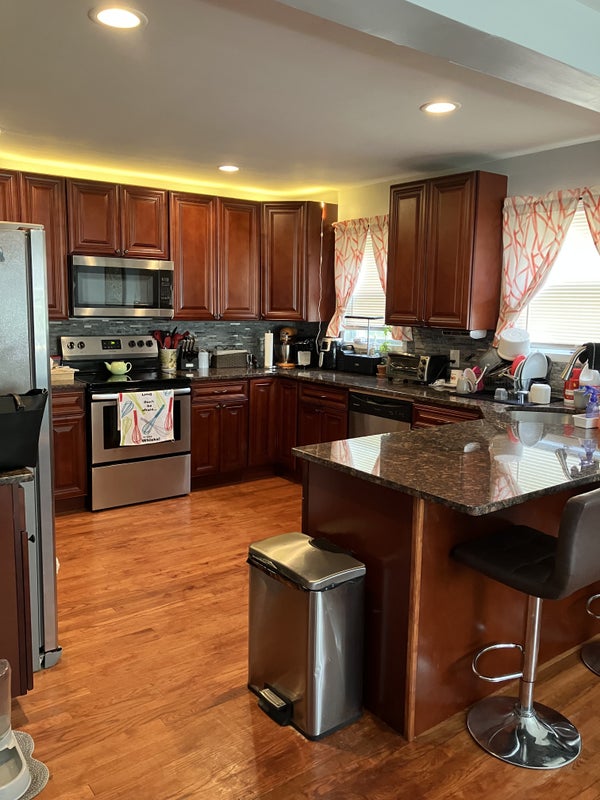 'Looking for a roommate to offset mortgage ' Room to Rent from SpareRoom