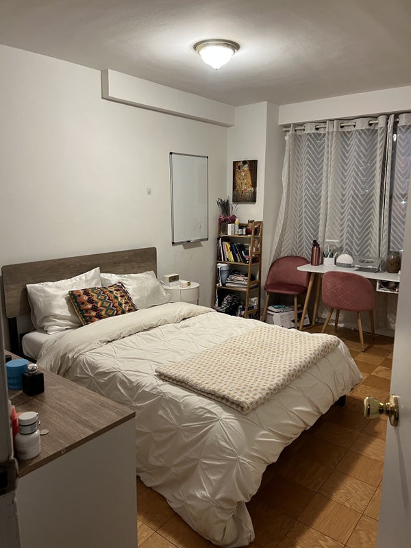 'Sublease- large room in a luxury building ' Room to Rent from SpareRoom