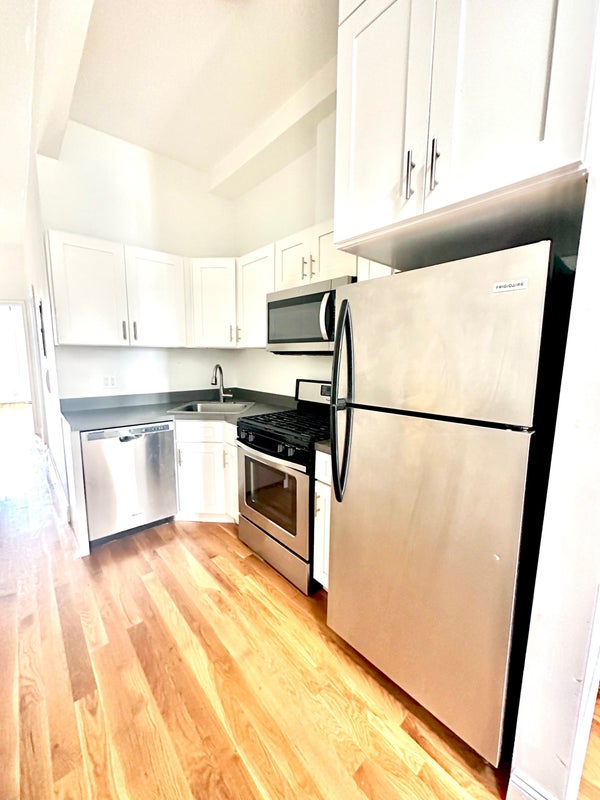 'One room left ASAP // ' Room to Rent from SpareRoom