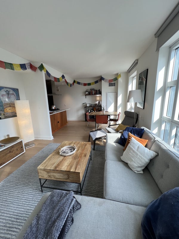 'Luxury Master Bedroom Overlooking the High Line' Room to Rent from ...