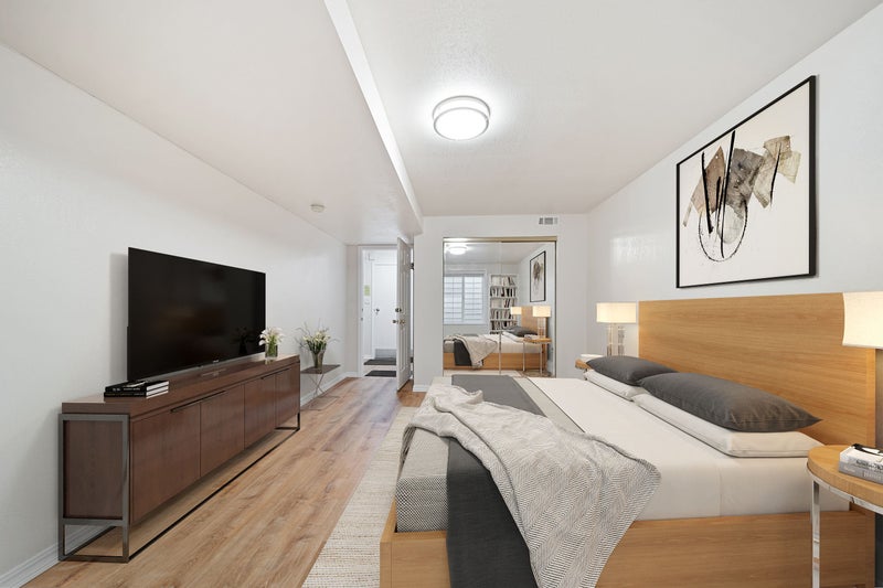 '$650 and $850 Newly Renovated 2 Bedrooms - SF' Room to Rent from SpareRoom