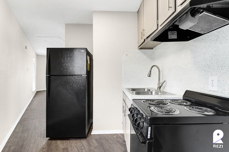 'Spacious Studio in Houston, Texas!' Room to Rent from SpareRoom