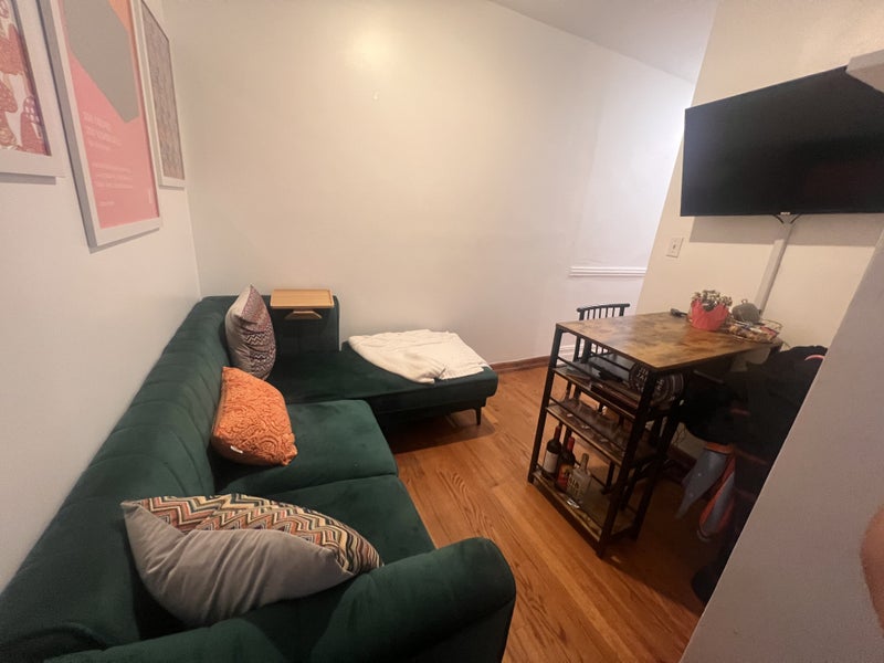 '7 Week Rental (7/1 - 8/17)' Room to Rent from SpareRoom