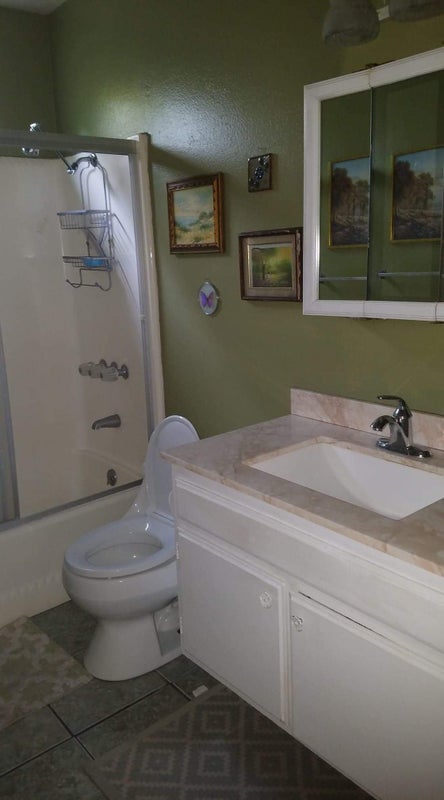 'Peaceful pleasant room ' Room to Rent from SpareRoom