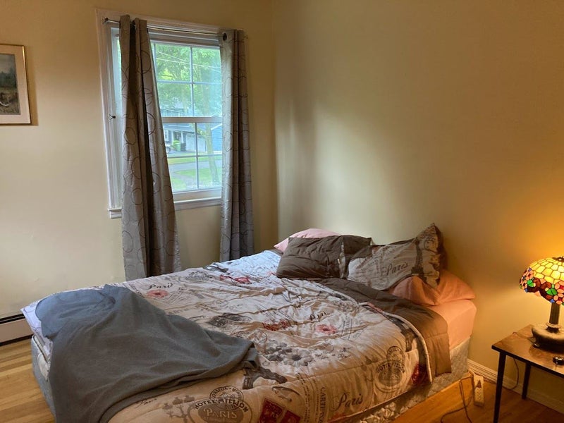 'Happy Quiet Home Awaits' Room to Rent from SpareRoom