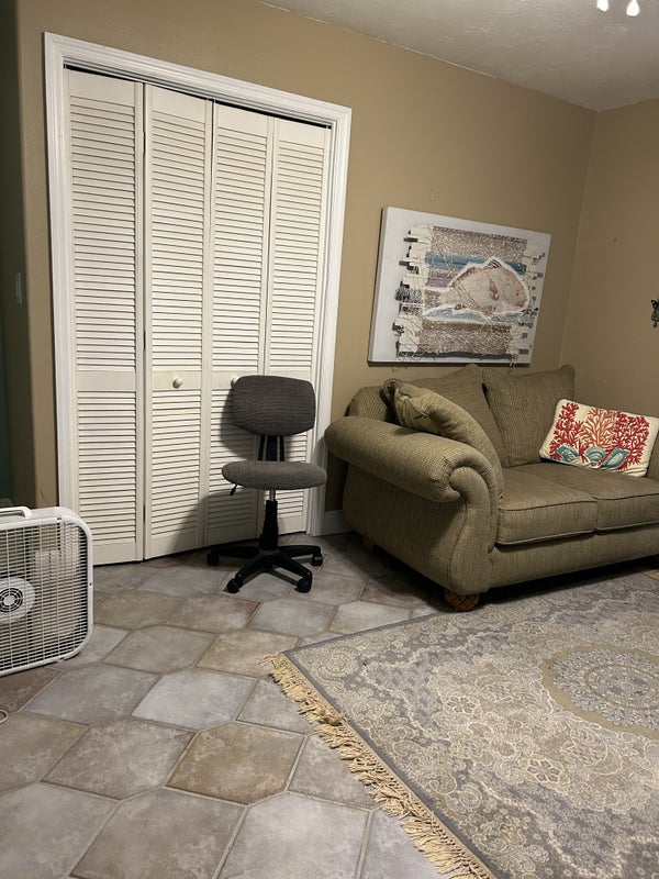 'Single studio room appropriate for one person' Room to Rent from SpareRoom