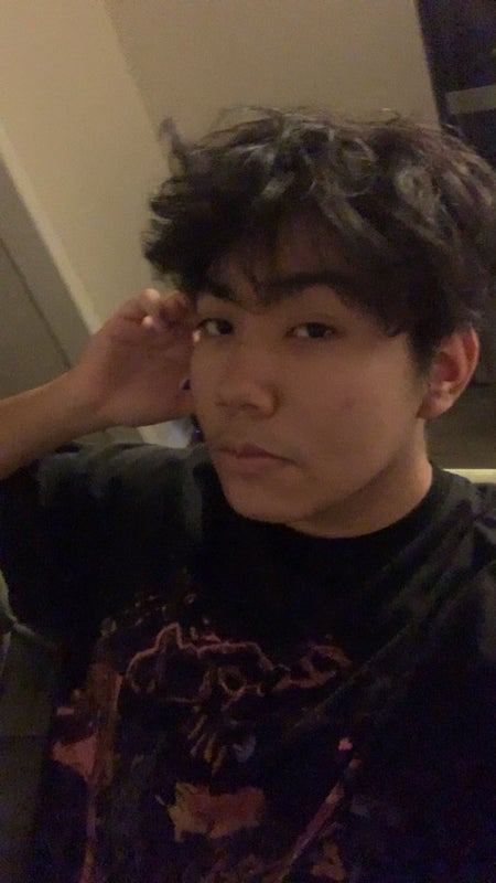 'I’m just looking for a chill roommate ' Roommate from SpareRoom