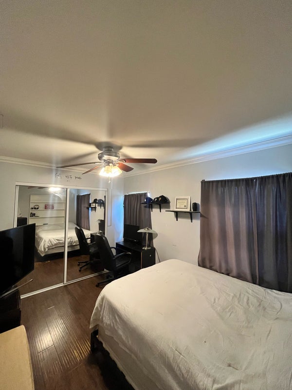 'Room for rent. Female only' Room to Rent from SpareRoom