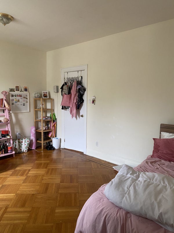 'Spacious Private Room in Bayridge' Room to Rent from SpareRoom