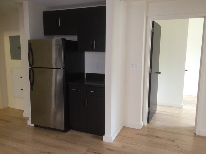 'Female Christian Roommate - $1400' Room to Rent from SpareRoom