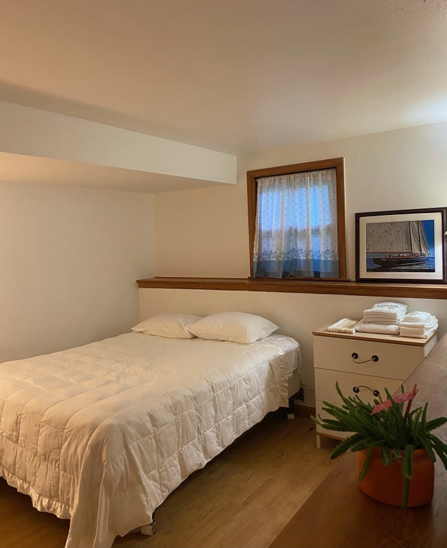 'Room For Rent In Single Family Home' Room to Rent from SpareRoom