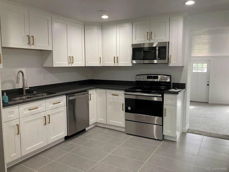 'Private Rooms For Rent! Amazing Location' Room to Rent from SpareRoom