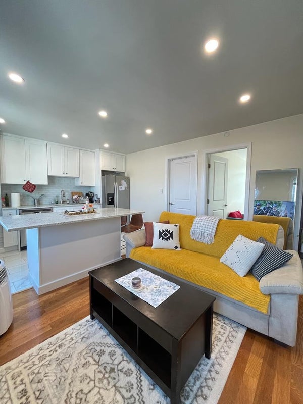 'Spacious Sunny Rooms in a 2BR/1BATH' Room to Rent from SpareRoom