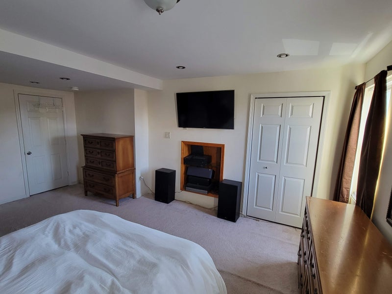 'Seeking quiet friendly housemate in 3bd 2bth' Room to Rent from SpareRoom