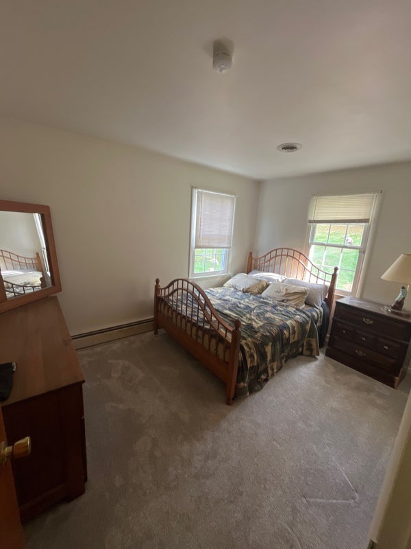 'Single bedroom/fully furnished house' Room to Rent from SpareRoom