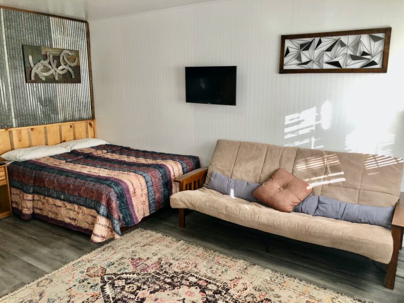 'Furnished Studio Apartment Available Now ' Room to Rent from SpareRoom
