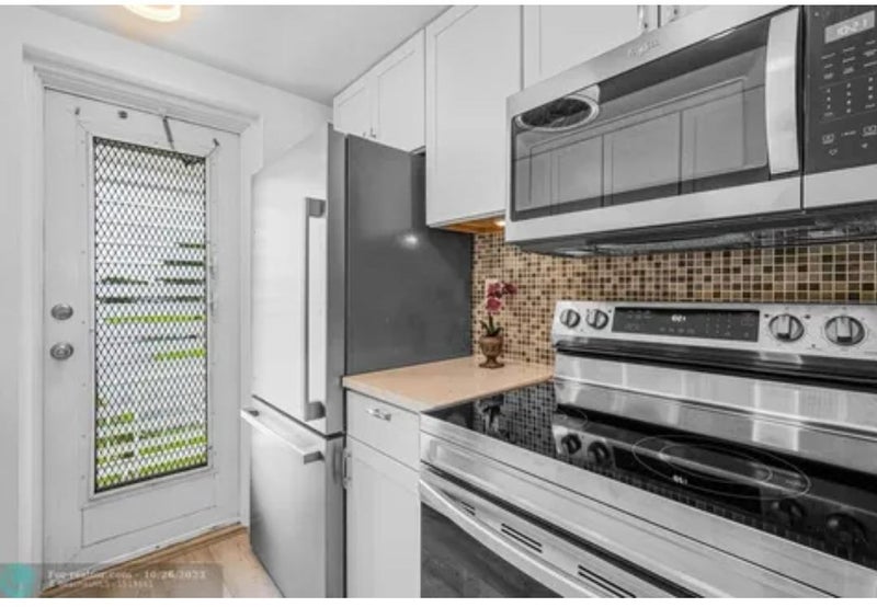 'Room for Rent(Ladies Only 🙂)' Room to Rent from SpareRoom