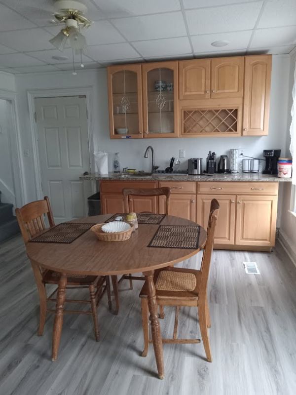 'One Bedroom in a Shared Student Housing' Room to Rent from SpareRoom