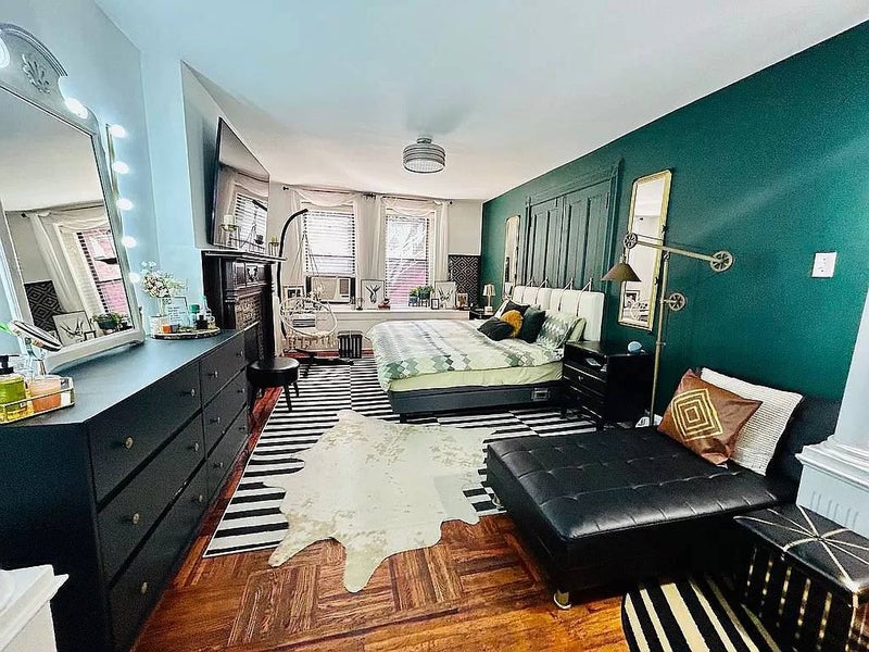 'Extra Large Bedroom furnished ' Room to Rent from SpareRoom