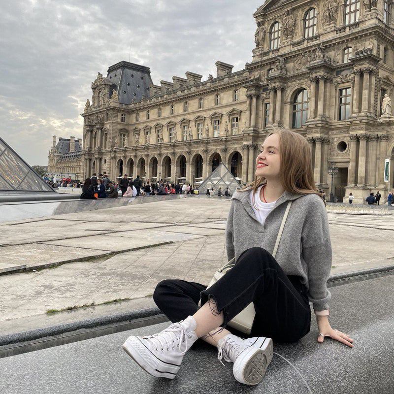 'Hi! My name is Alina (she/her) and I'm an inc...' Roommate from SpareRoom