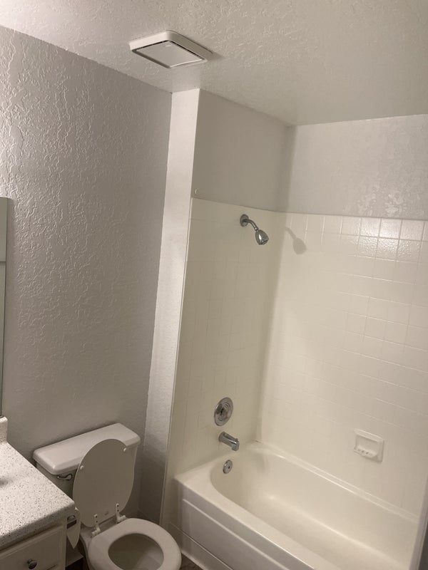 'Room with private bathroom ' Room to Rent from SpareRoom