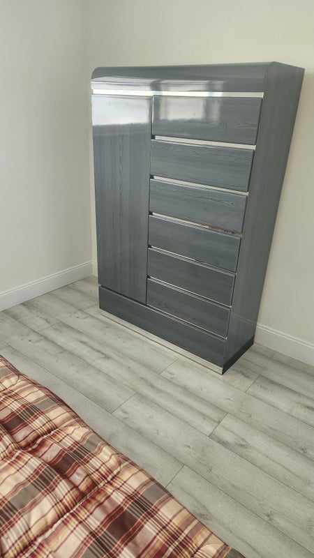 'Room for Rent(Ladies Only 🙂)' Room to Rent from SpareRoom