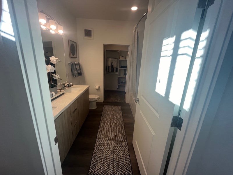 'Looking for a roommate ' Room to Rent from SpareRoom