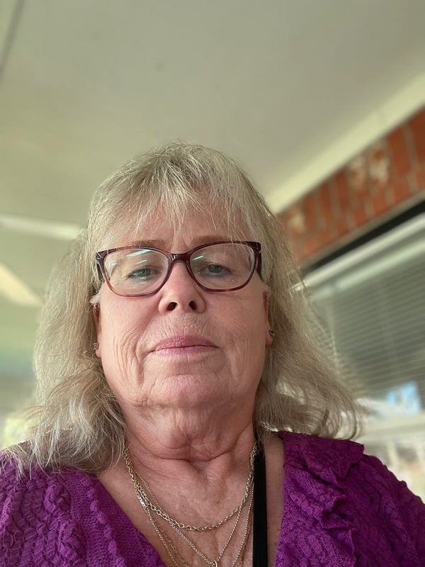 Professional Female Seeks A Small Or Large Room Roommate From Spareroom