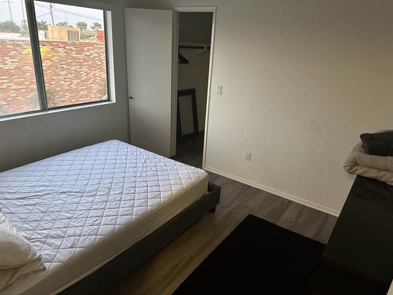 'Room for rent half a mile from PCH ' Room to Rent from SpareRoom