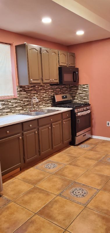 'Rooming House' Room to Rent from SpareRoom